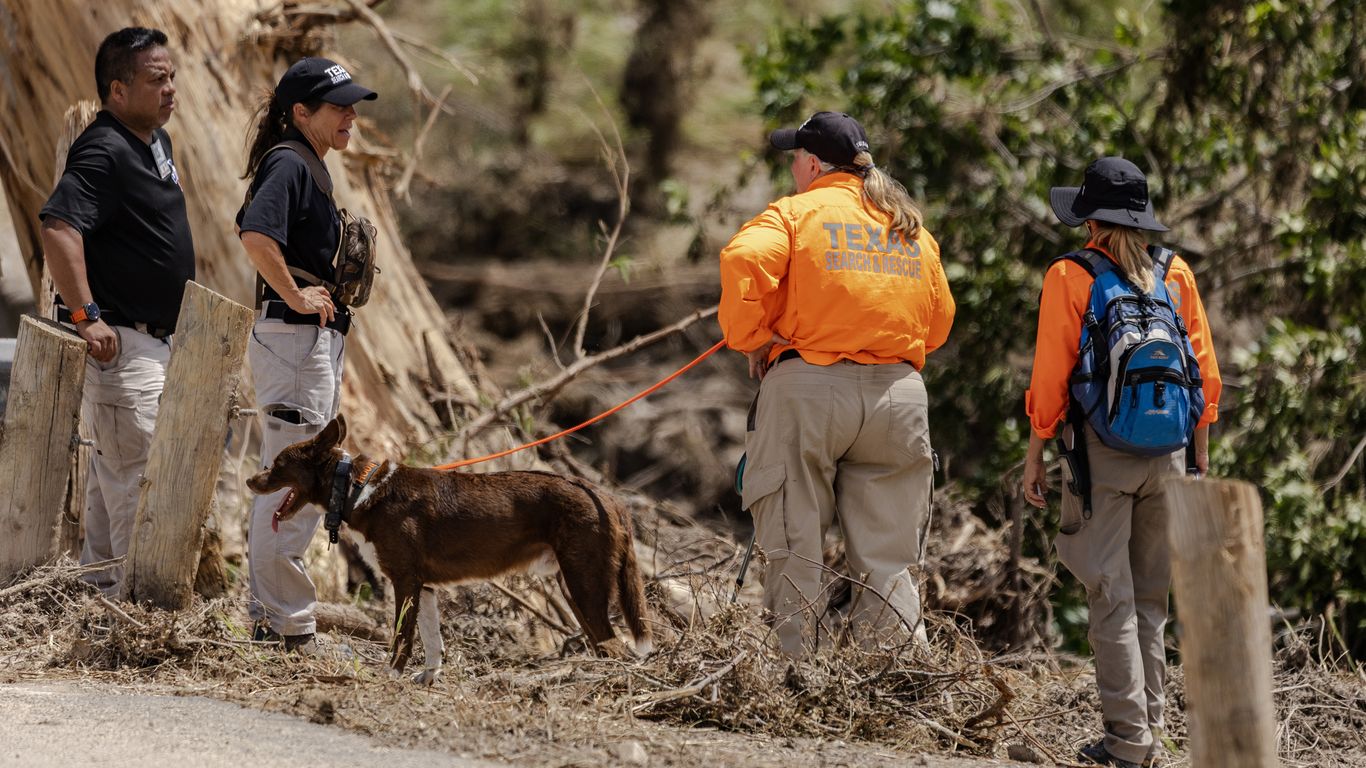 FEMA waited 3 days to send rescue crews to Texas: report