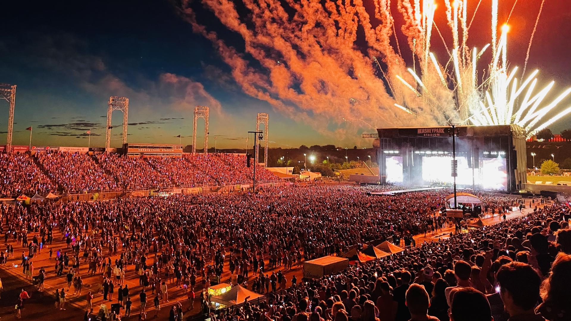 Hersheypark's 'Twizzlers Twisted Gravity' ride, concerts and special ...