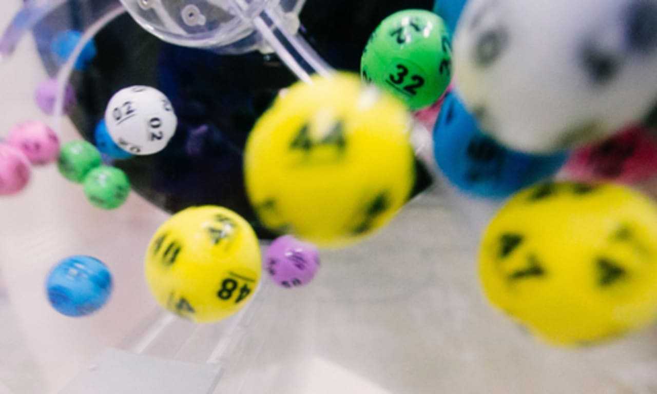 $1M Powerball win: CT siblings win jackpot, following dad’s lucky streak