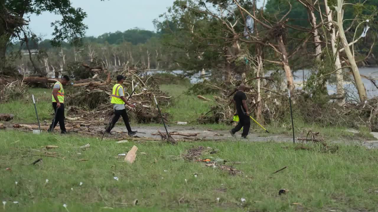From Tragedy to Hope Man Who Lost Family in 2015 Flood Joins Texas ...