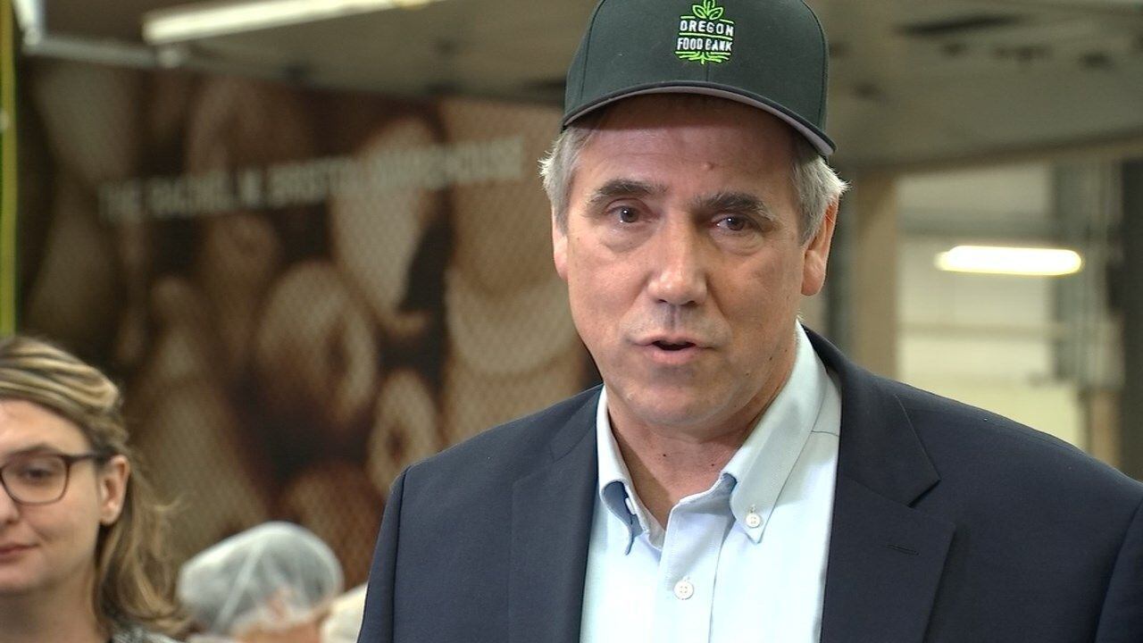 Oregon Senator Jeff Merkley announces 2026 re-election campaign