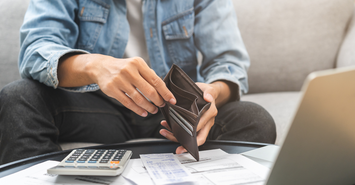 15 Things People Who Grew Up Broke Still Refuse To Spend Money On