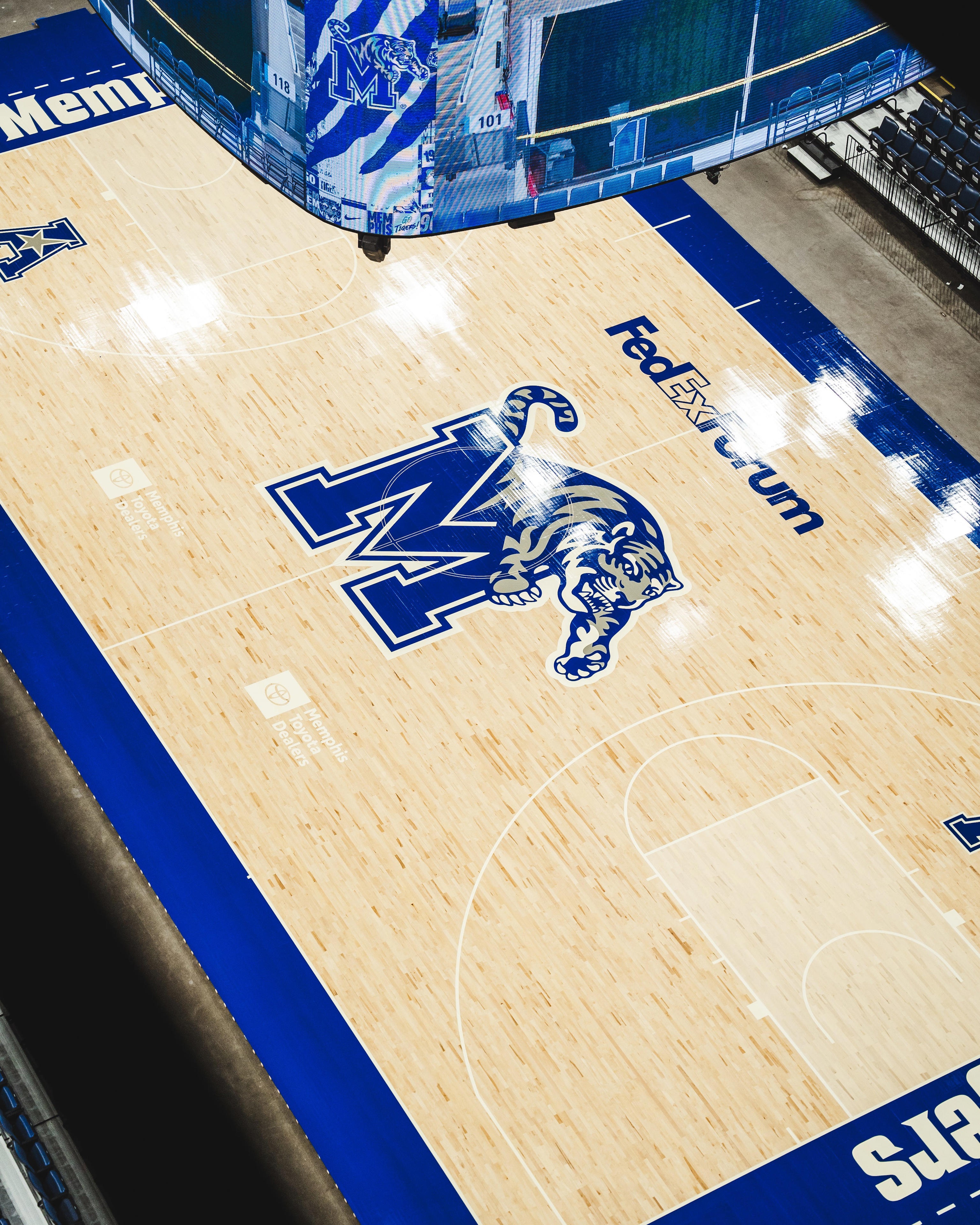 Memphis basketball shows off redesigned FedExForum court for 'new era'