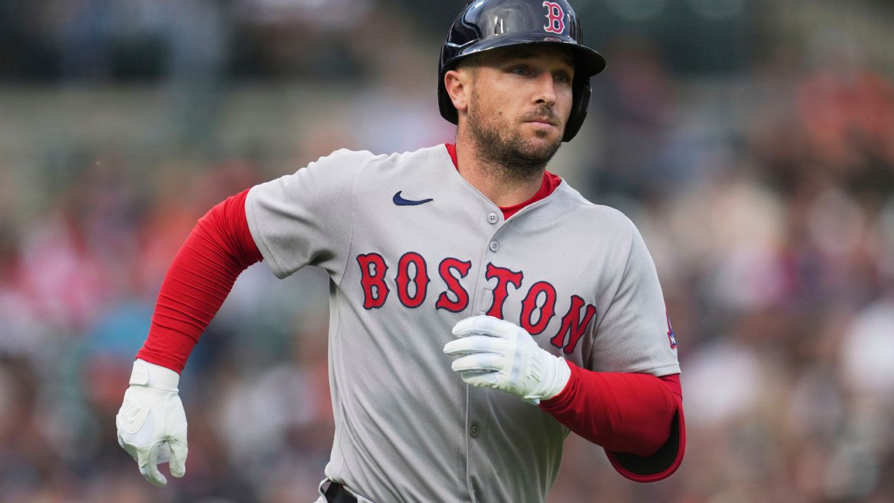 Red Sox look to adjust after failing to re-sign Alex Bregman