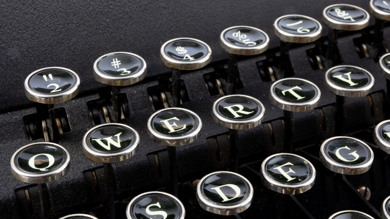 The Origins Of The QWERTY Keyboard Explained