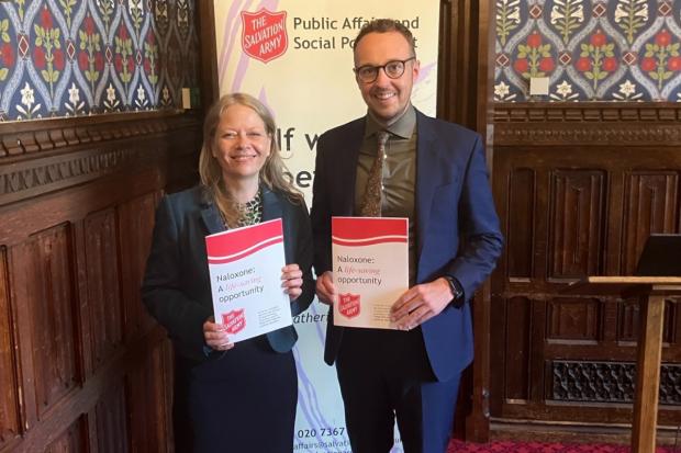 Brighton Pavilion MP taught to use lifesaving overdose antidote at ...