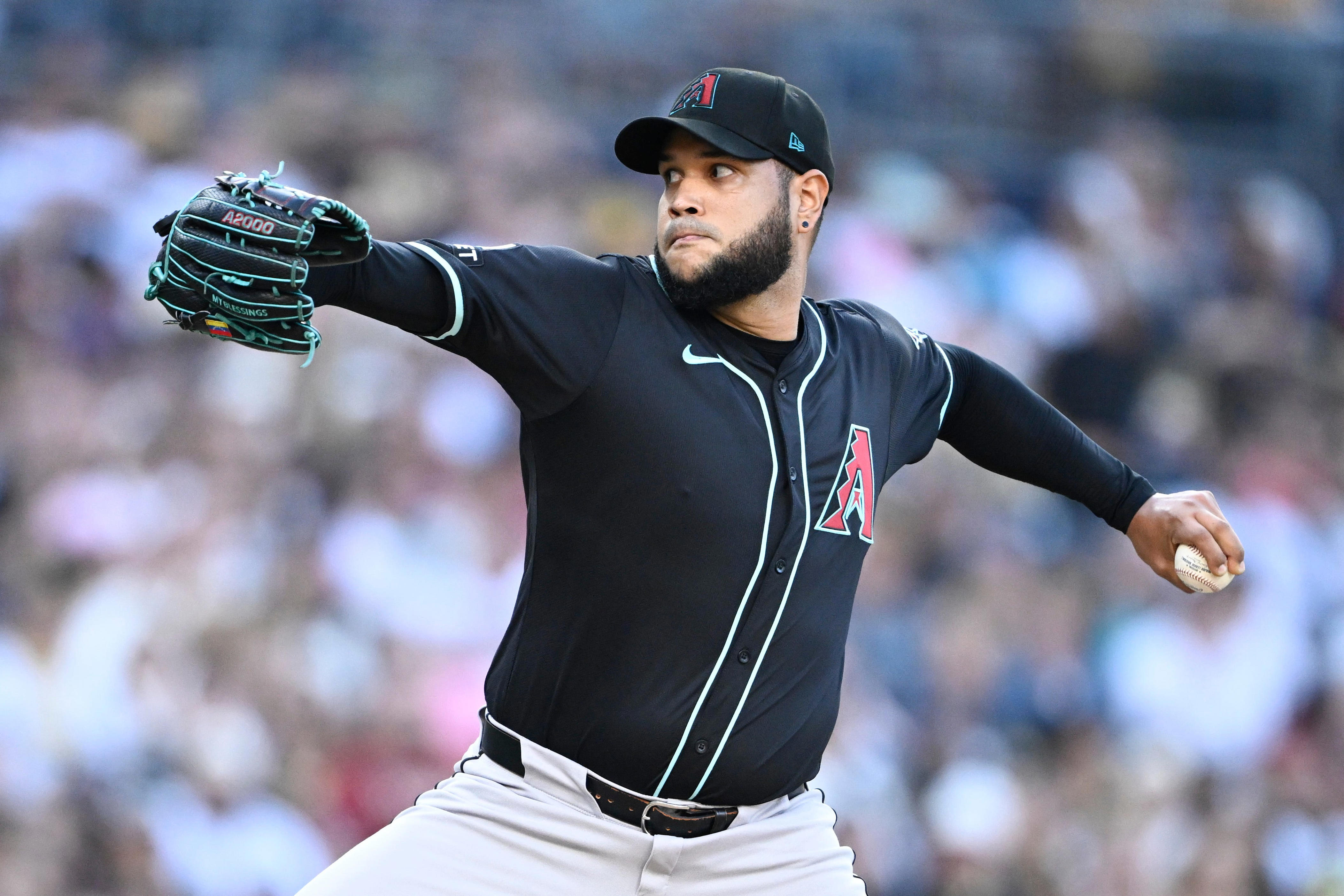 Arizona Diamondbacks vs San Diego Padres: Padres rally to take lead ...
