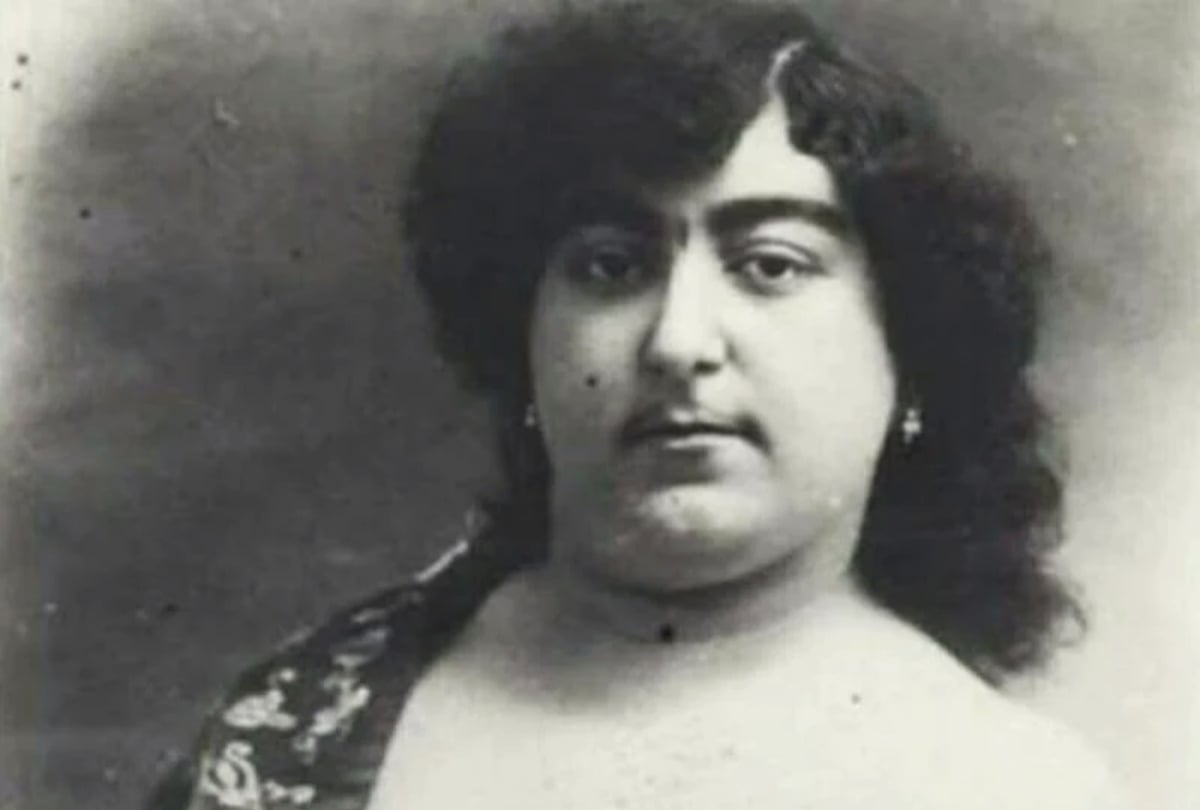 Όταν μια, για πολλούς, άσχημη γυναίκα φαντάζει καλλονή στα μάτια άλλων ...