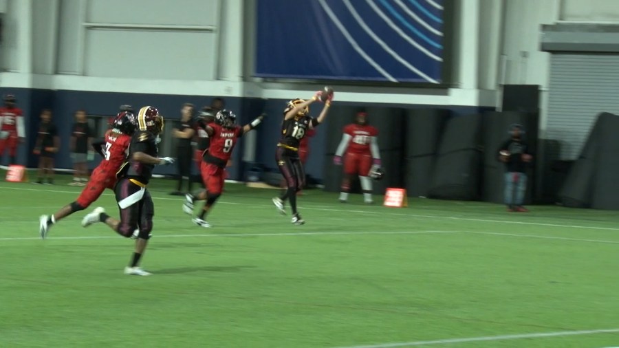 DC Divas star WR Lois Cook joins Game Night