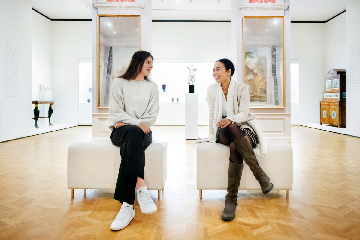 What Is 'Mirroring' and How Does It Impact Your Relationships ...