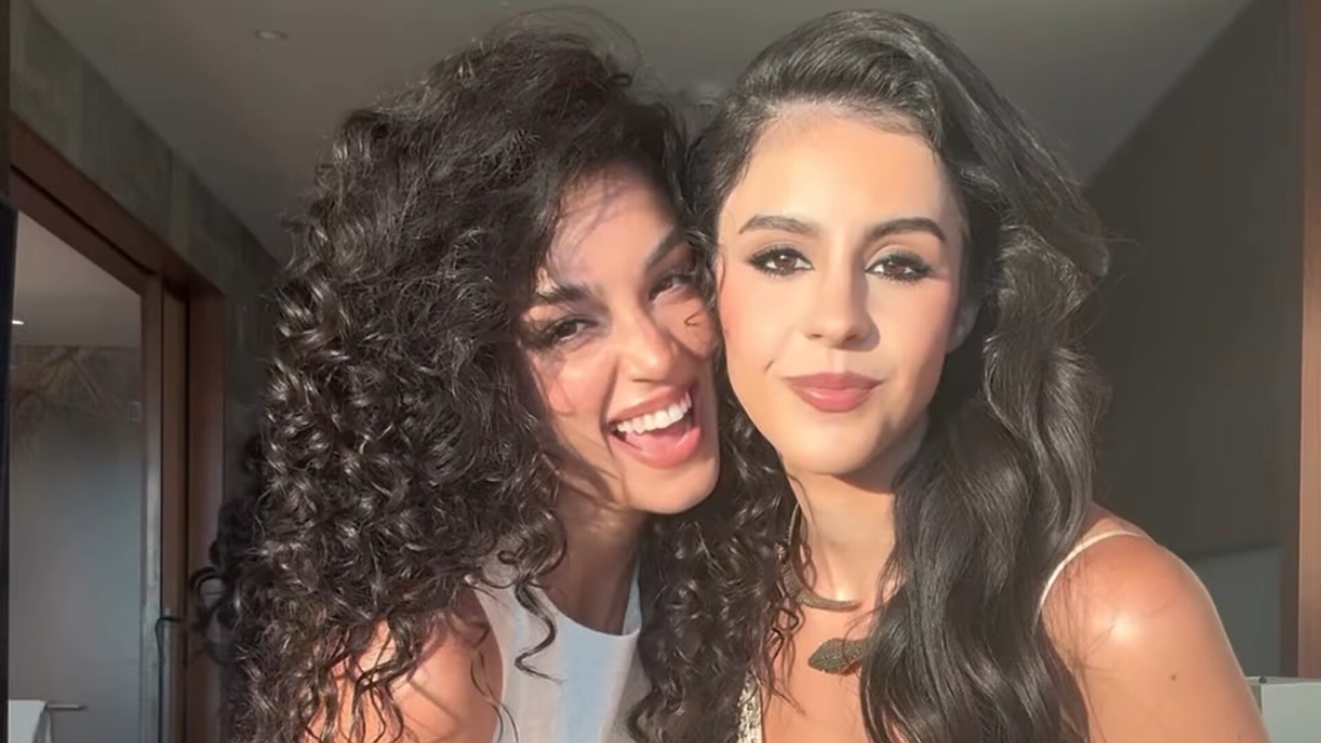 Ana Pau y Ale Capetillo deslumbran con espectaculares looks y melenas ...