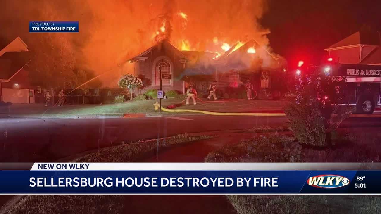 3 escape burning southern Indiana home where roof collapsed