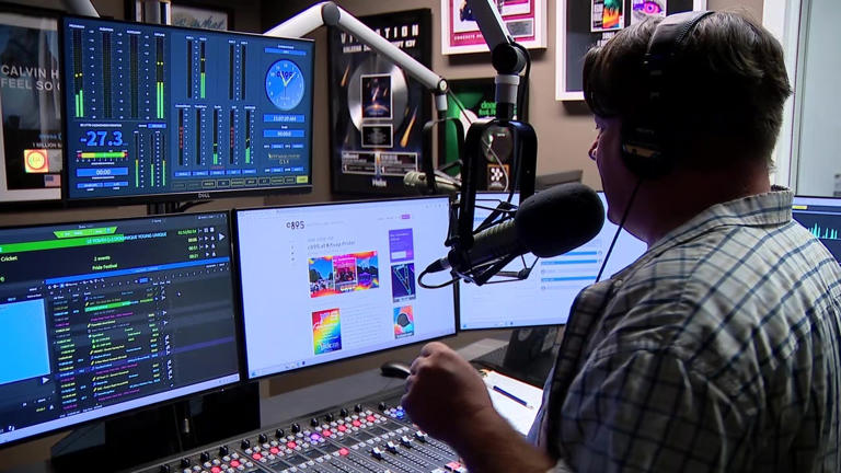 Beloved Seattle dance radio station C89.5 faces federal budget cuts