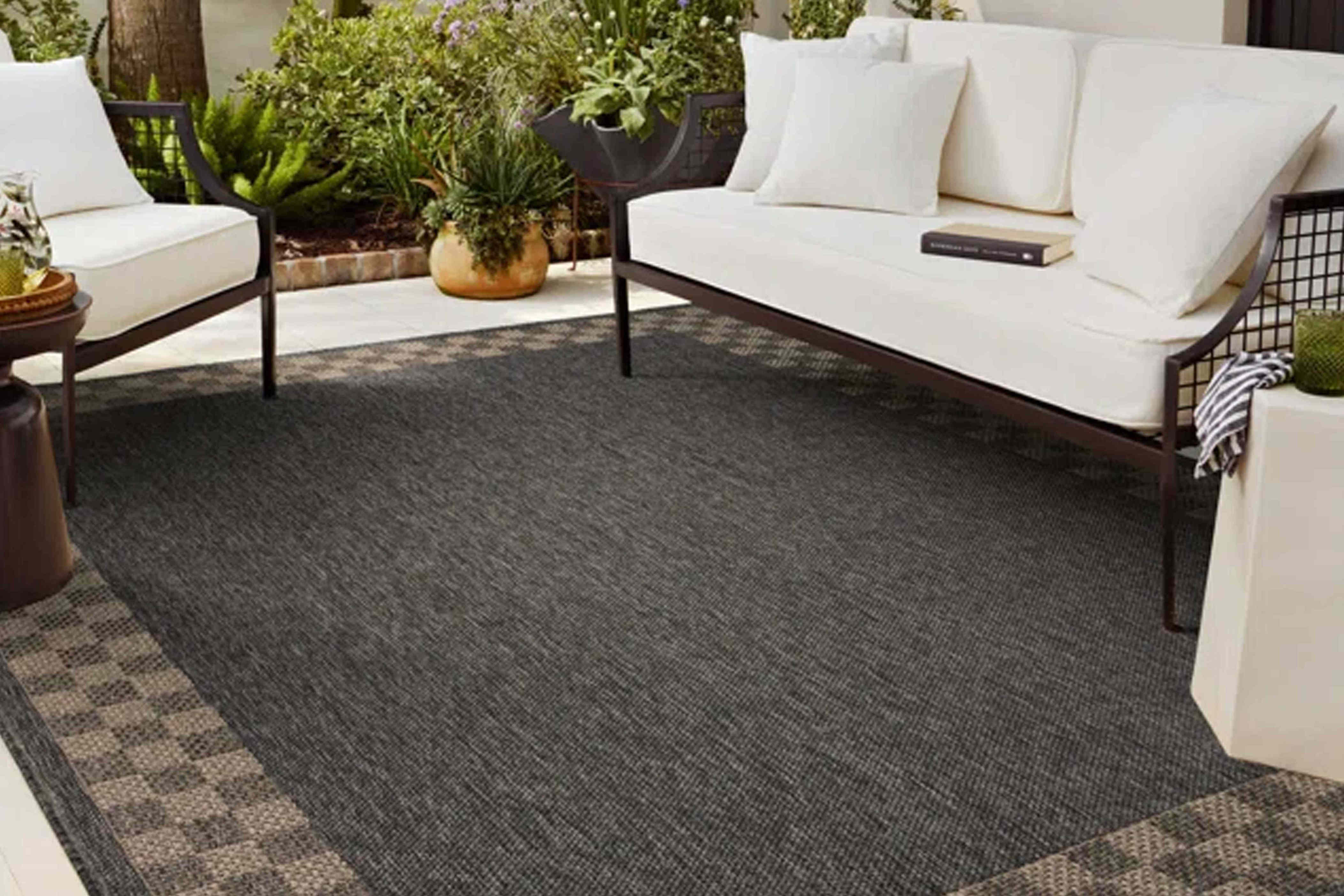This Interior Design Duo's Rug Collection Is Up to 79% Off at Wayfair ...