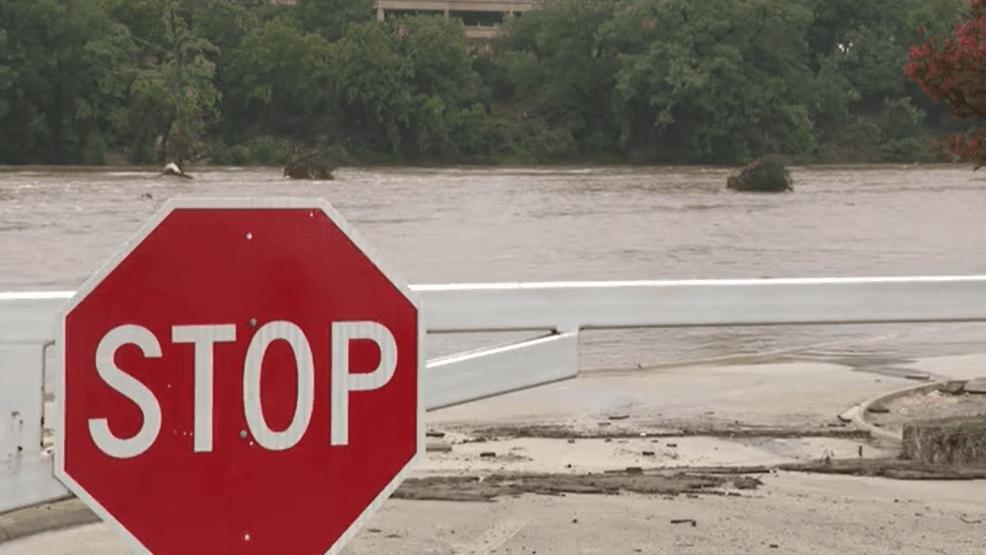 Right wing podcaster blames Austin fire chief and DEI for flood deaths ...