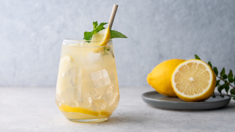 How To Infuse Citrus Flavor In Drinks Without The Steep Time