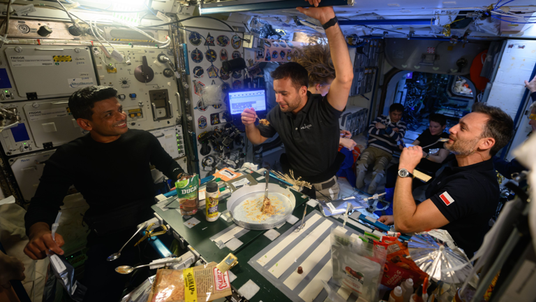 Shrimp cocktails, crackers & more: Astronaut Shubhanshu Shukla's joyful ...