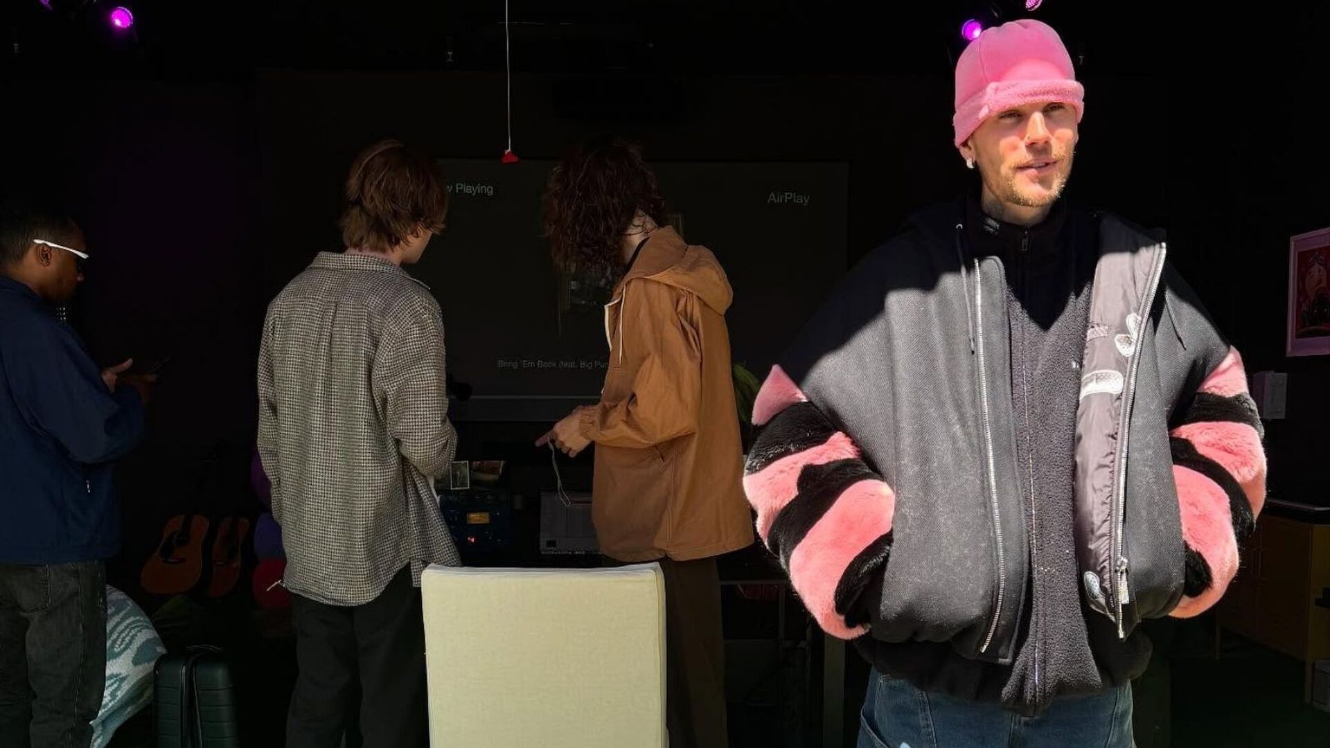 Swag, swag, swag, on you: Justin Bieber dropt plotseling een nieuw album