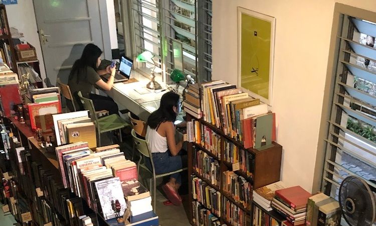 3 Spot Baca Terpopuler di Surabaya, Cocok untuk Kerja dan Nugas Sambil Ngopi!