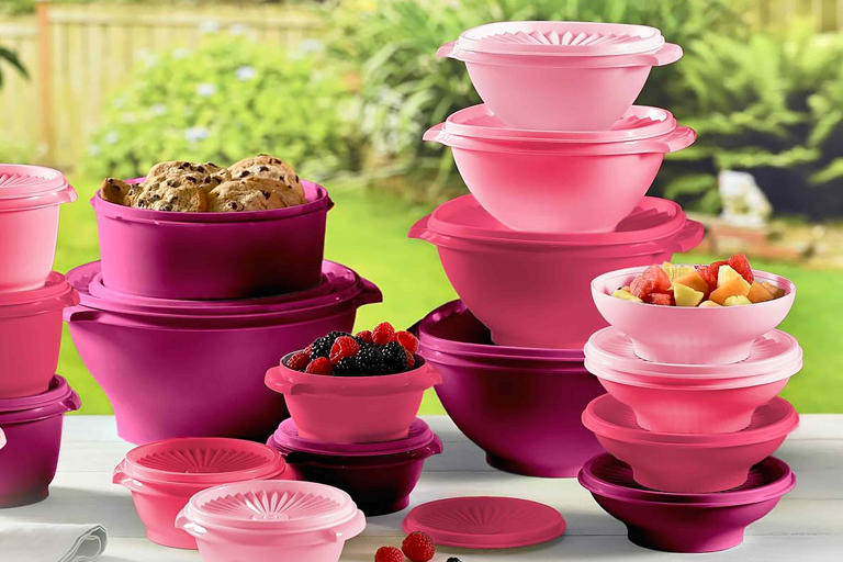 Tupperware’s Nostalgic Heritage Containers Are On Rare Sale—And They’re ...