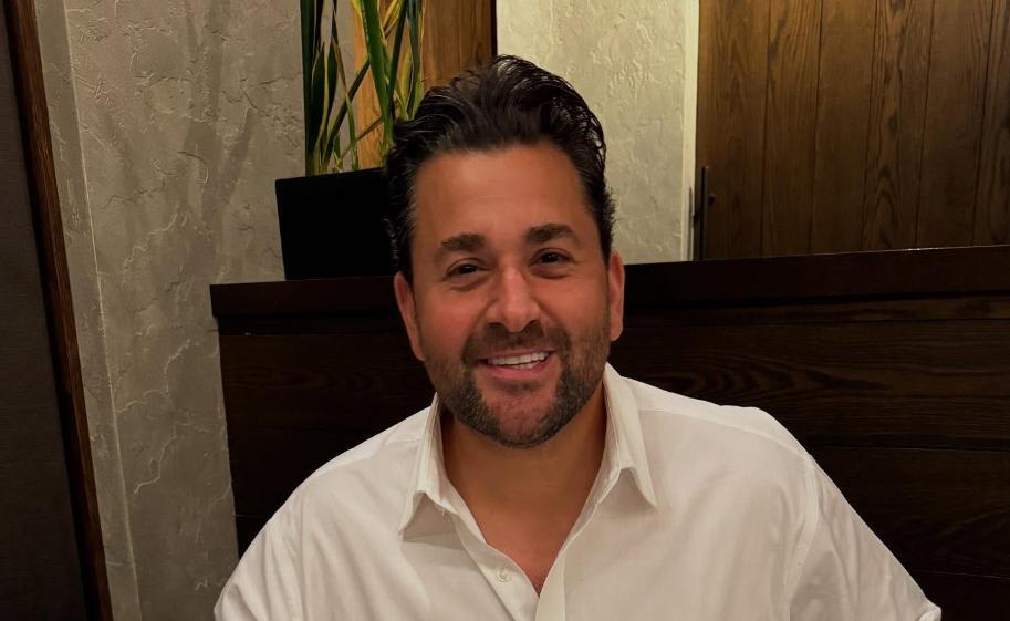 Quick Facts on Nick Adams: 'Alpha Male' Influencer And Suspended Liberal Party Member Is Trump ...