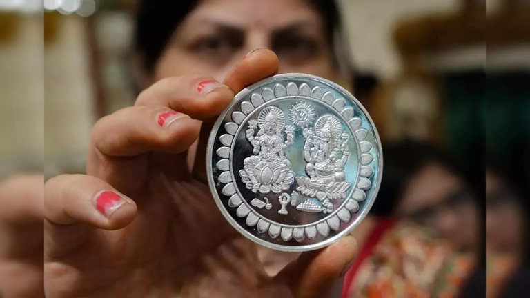 Silver Prices Hit All-Time High in India, Smashes Rs 1.10 Lakh/kg ...