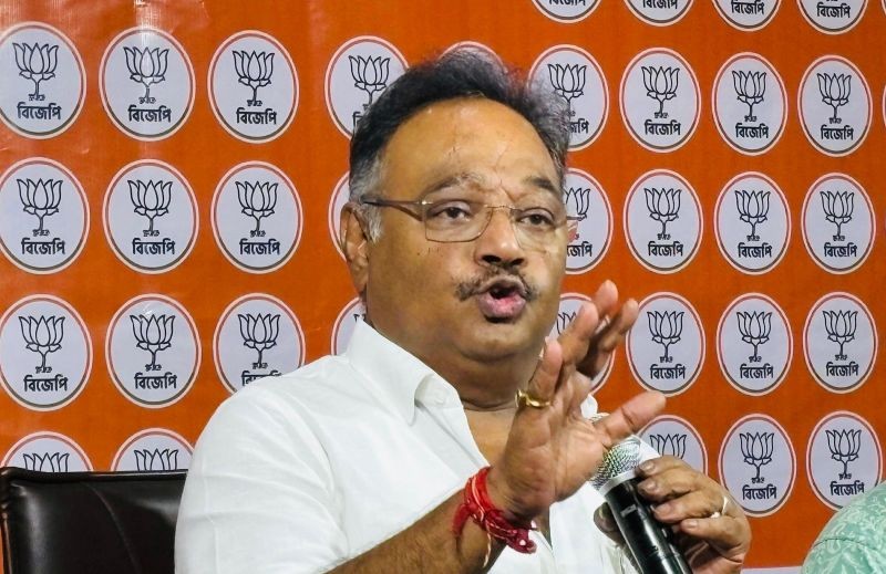 Maa Kali, olive branches to Muslims, non-TMC rivals and party old horses: Samik Bhattacharya ...