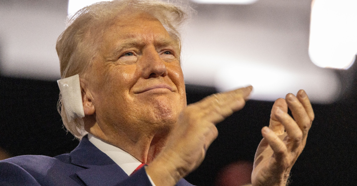 Trump Revives World War II Title in Praise of Defense Secretary