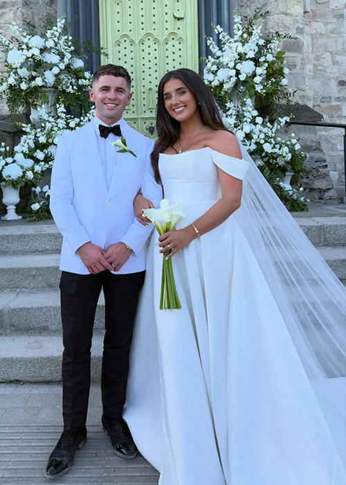Pics: TikTok's royal wedding! Annalivia Hynds and Ruairi McGivern tie ...