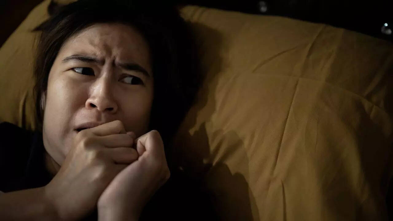 Understanding sleep paralysis: Causes, symptoms, and effective treatments