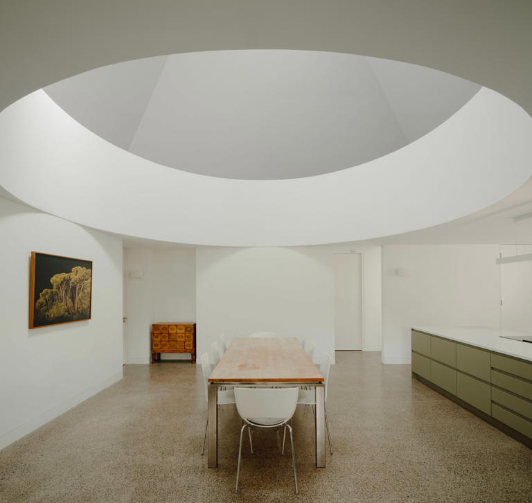 A2 Architects tops Gate Lodge in Ireland with red roof