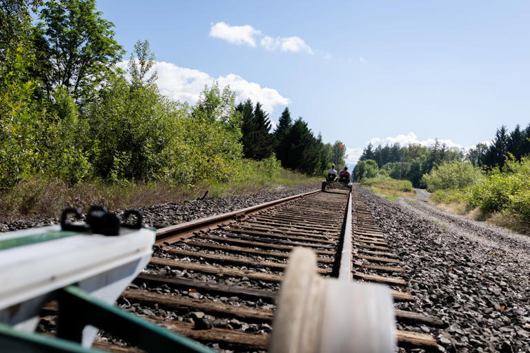 Railbiking: How to see iconic Oregon views, wildlife on Santiam ...