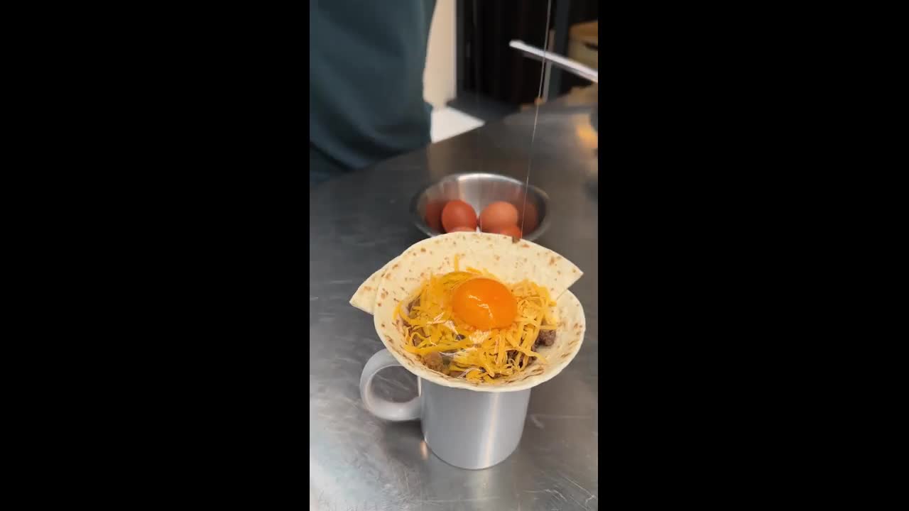 Cône de Tortilla dans une Tasse