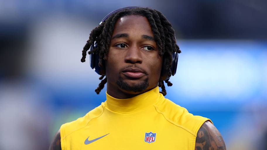 Marquee Chargers free agent loses ideal landing spot in most absurd way ...