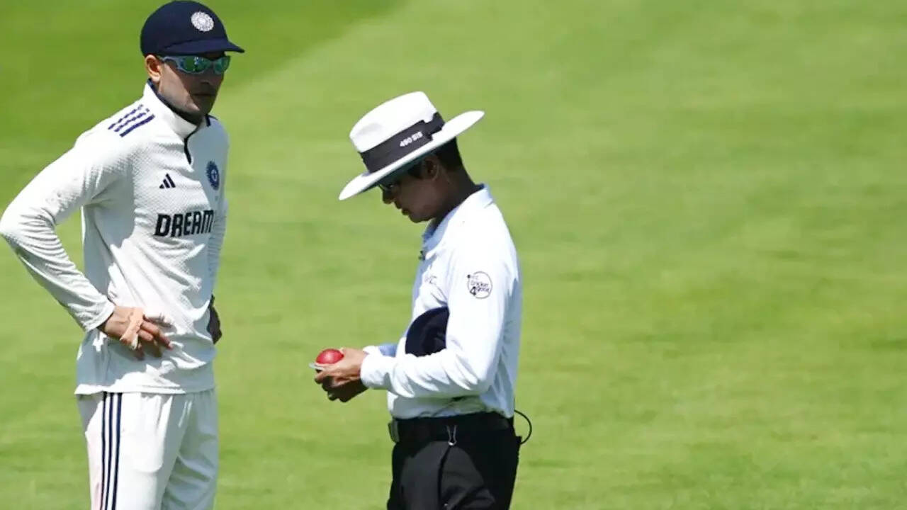 IND vs ENG: 'Unacceptable'! Shubman Gill argues with umpire over ball change, Stuart Broad ...
