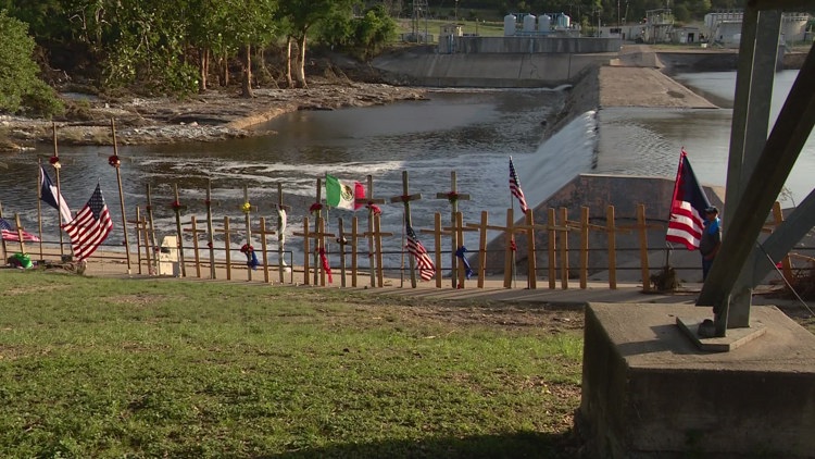 Artist Roberto Marquez creates heartfelt tribute at Nimitz Lake for ...