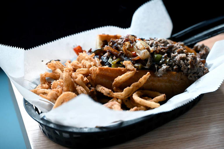 Bradenton Boiler Room reopens with ‘famous steak sandwich' and new ...