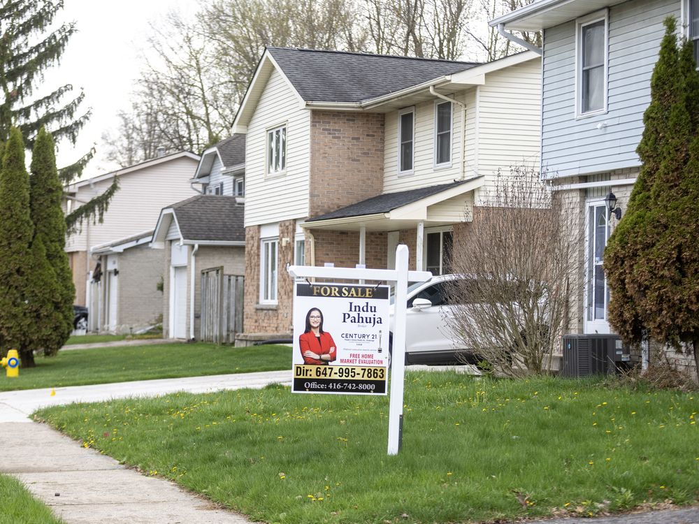 Are Canadian home prices about to roll over? Don't bet the house on it