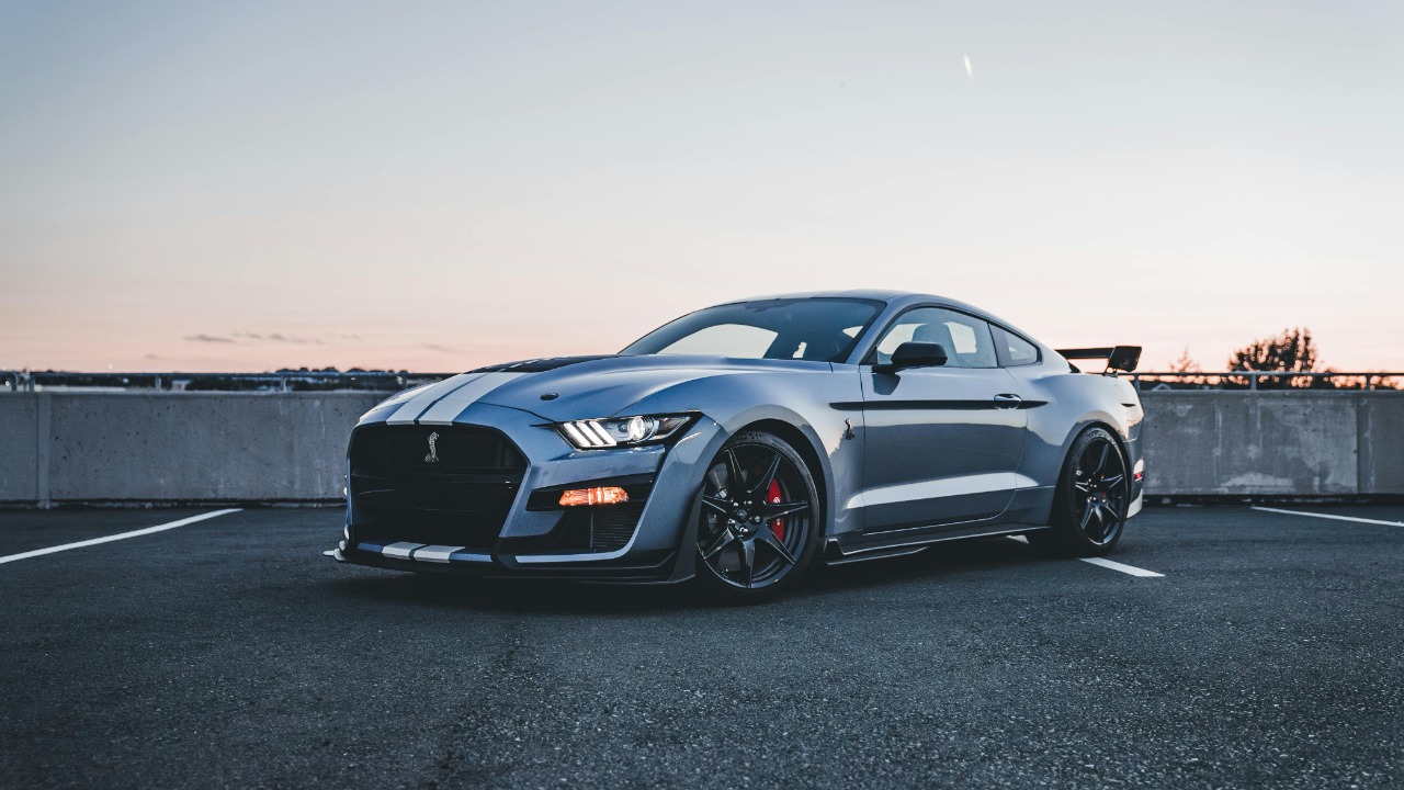 7 Classic cars that can still smoke a new Mustang