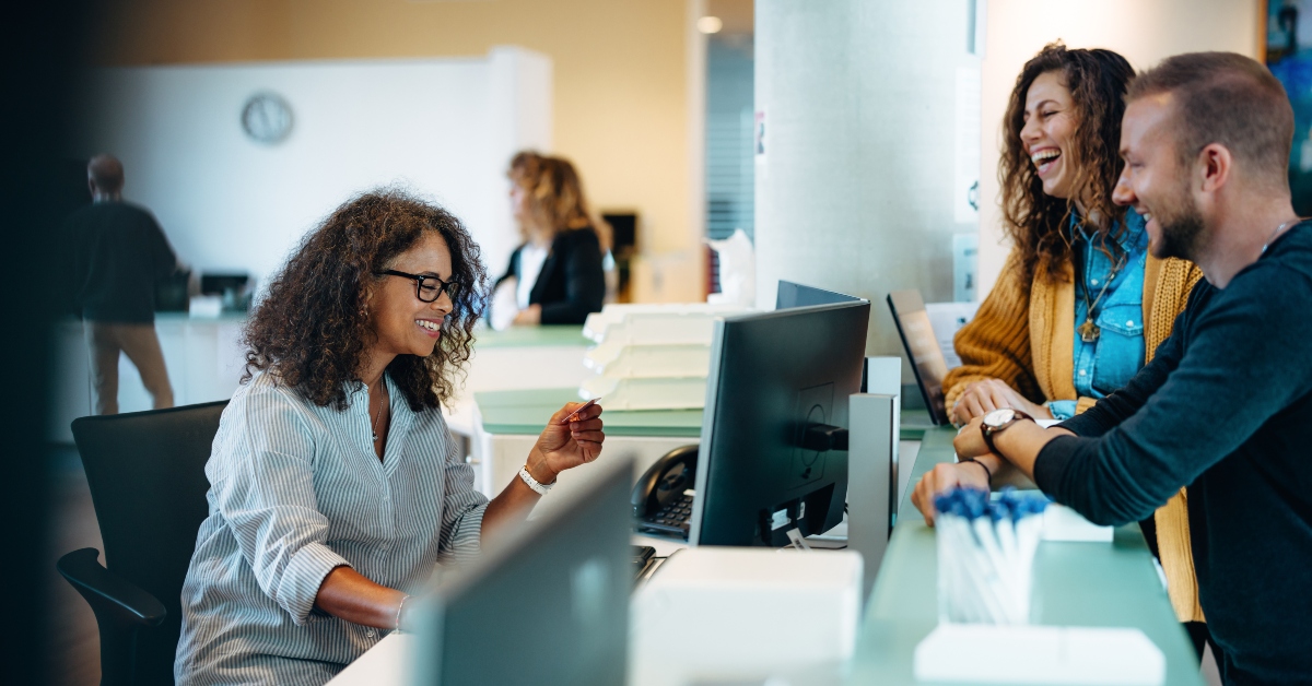 8 Easy Office Jobs That Pay Over $50K (And Anyone Can Pick up Quickly)