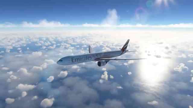 Why Couldn’t They Climb? The Emirates Flight 521 Disaster Explained