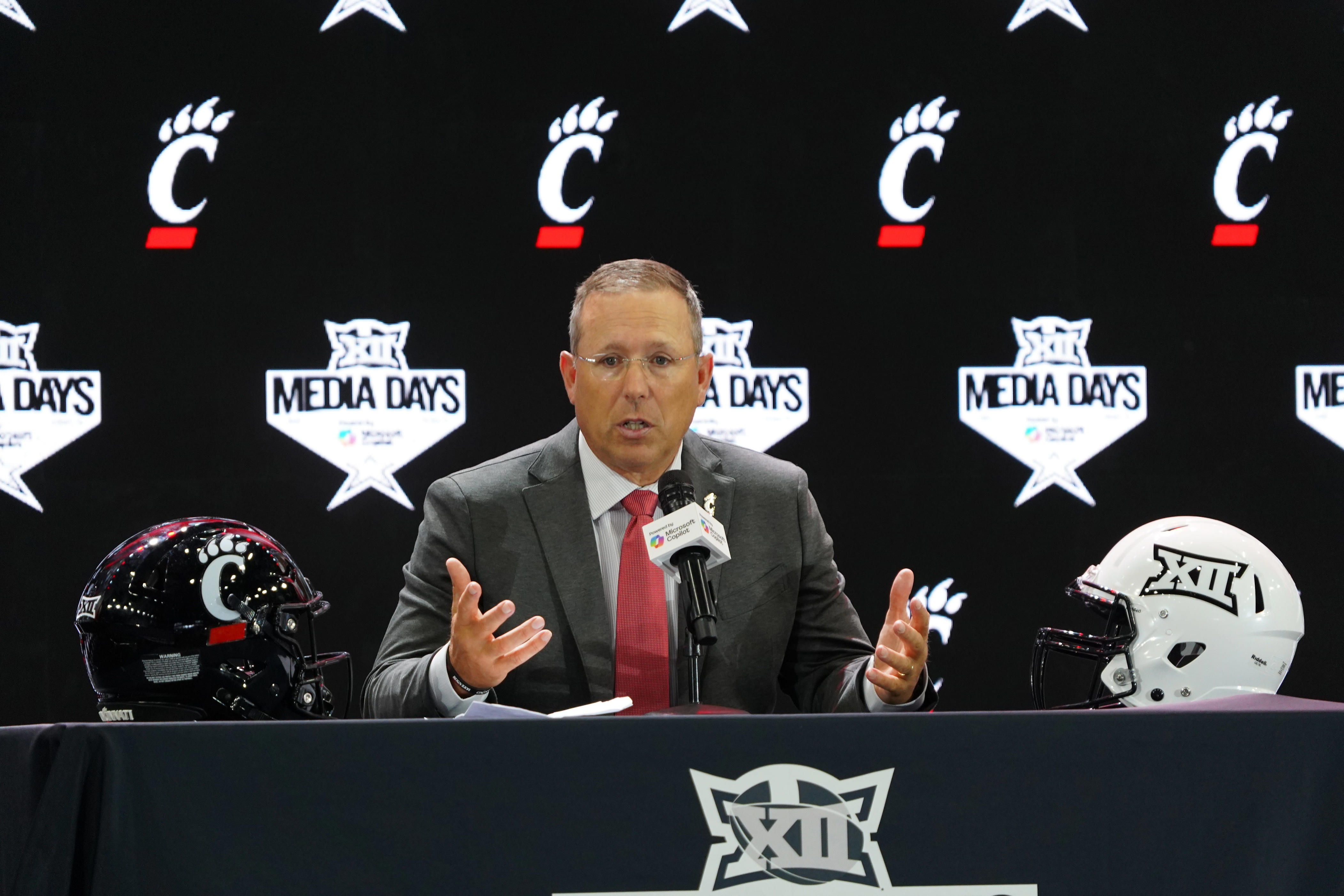 Cincinnati head coach Scott Satterfield on hot seat heading into opener ...