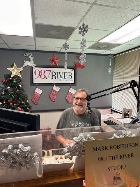 Savannah radio legend Mark Robertson retires after 48 Years on air