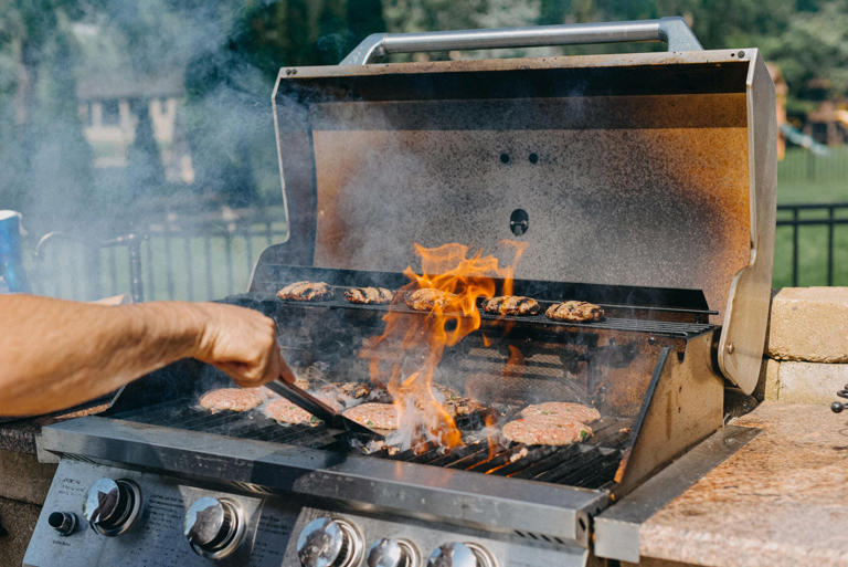 The 7 Biggest Grilling Mistakes You're Making, According to Experts