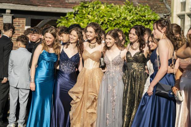 PICTURES: Ballard School year 11 prom