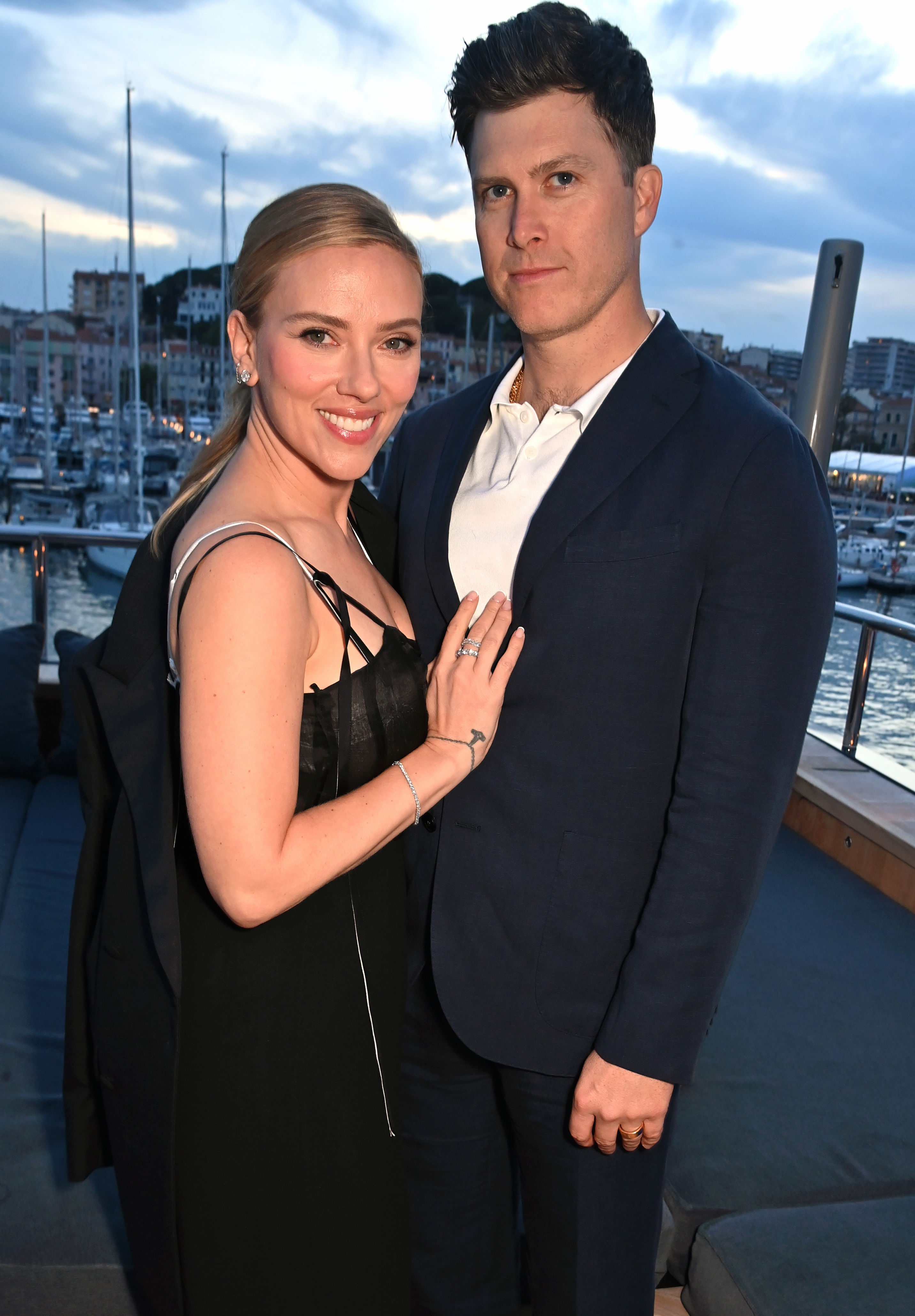 How Colin Jost feels about wife Scarlett Johansson repeatedly kissing ...