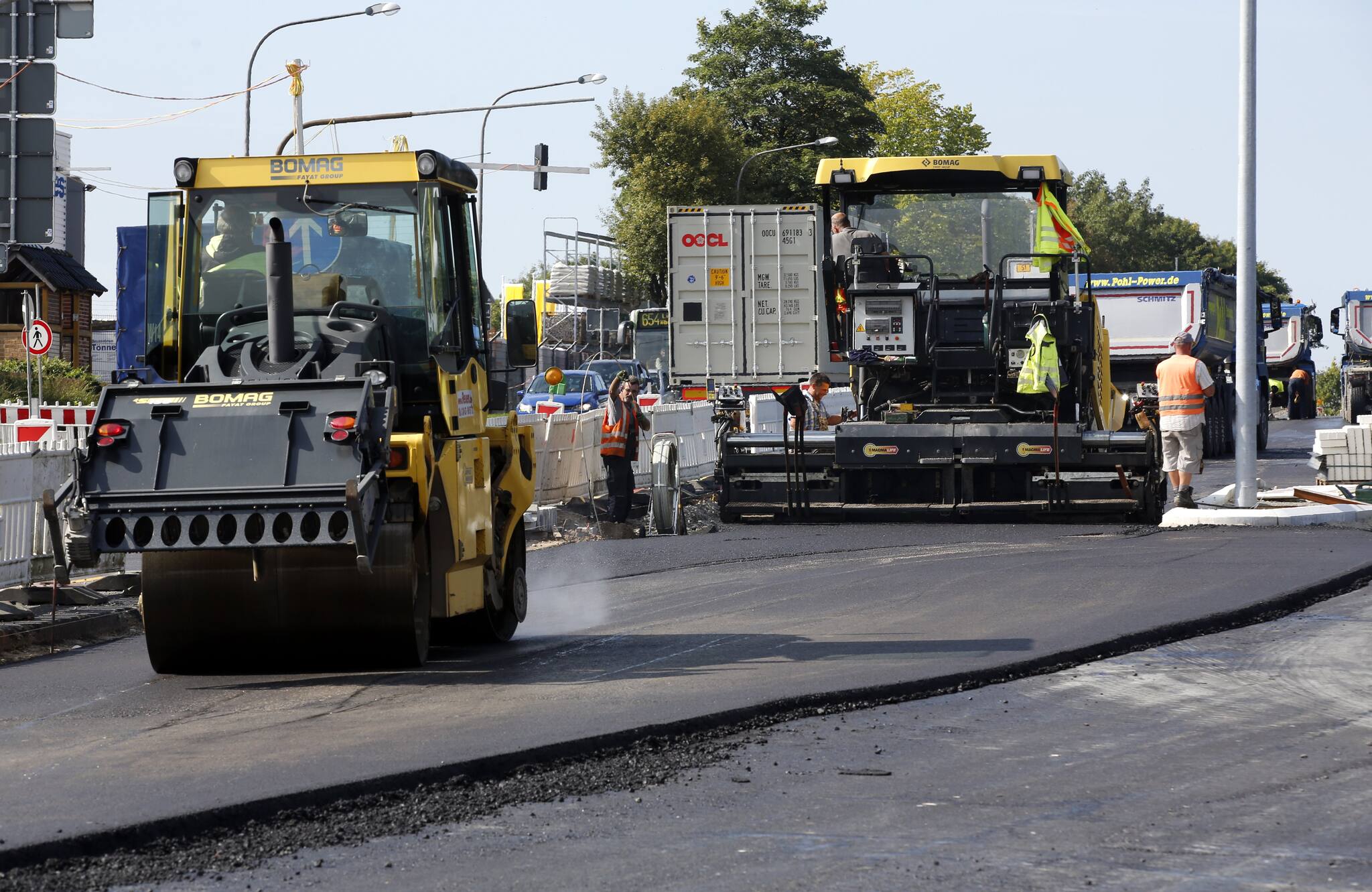 B229: Fahrbahn zwischen Remscheid und Radevormwald wird saniert