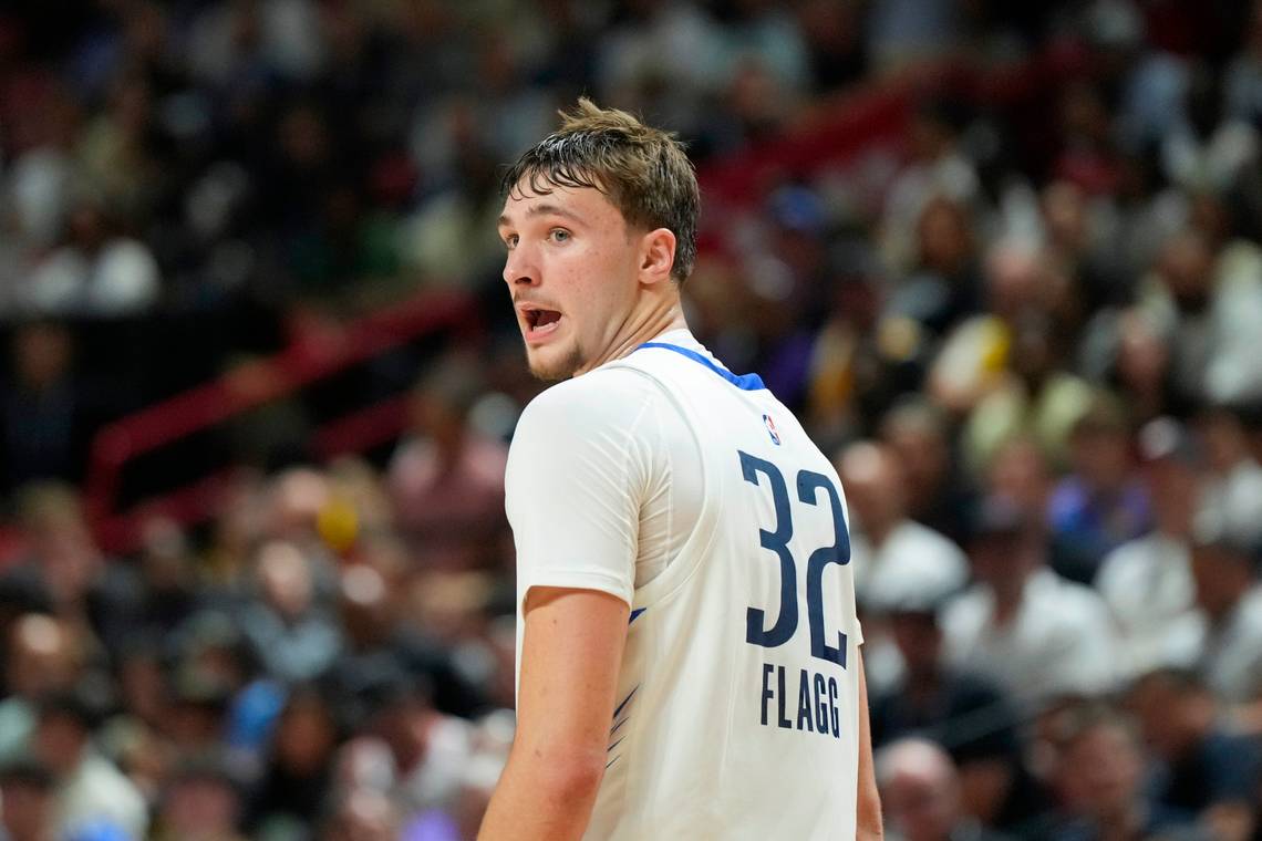 How did Cooper Flagg do in his Dallas Mavericks' pro debut?