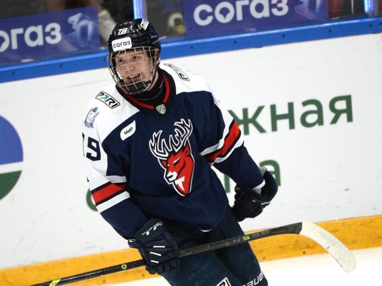 2025-26 NHL Prospect Pool Breakdown: Carolina Hurricanes’ Top 10