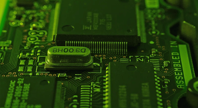 Qualcomm shares advance after debut of next-generation robotics platform